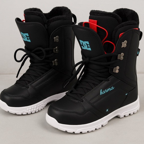 DC | Shoes | Dc Black And White Winter Boots With Red Highlights | Poshmark